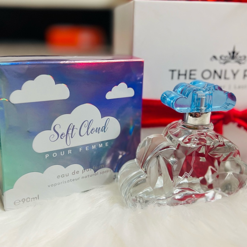 Soft Cloud Perfume Inspired By Ariana Grande - Gem